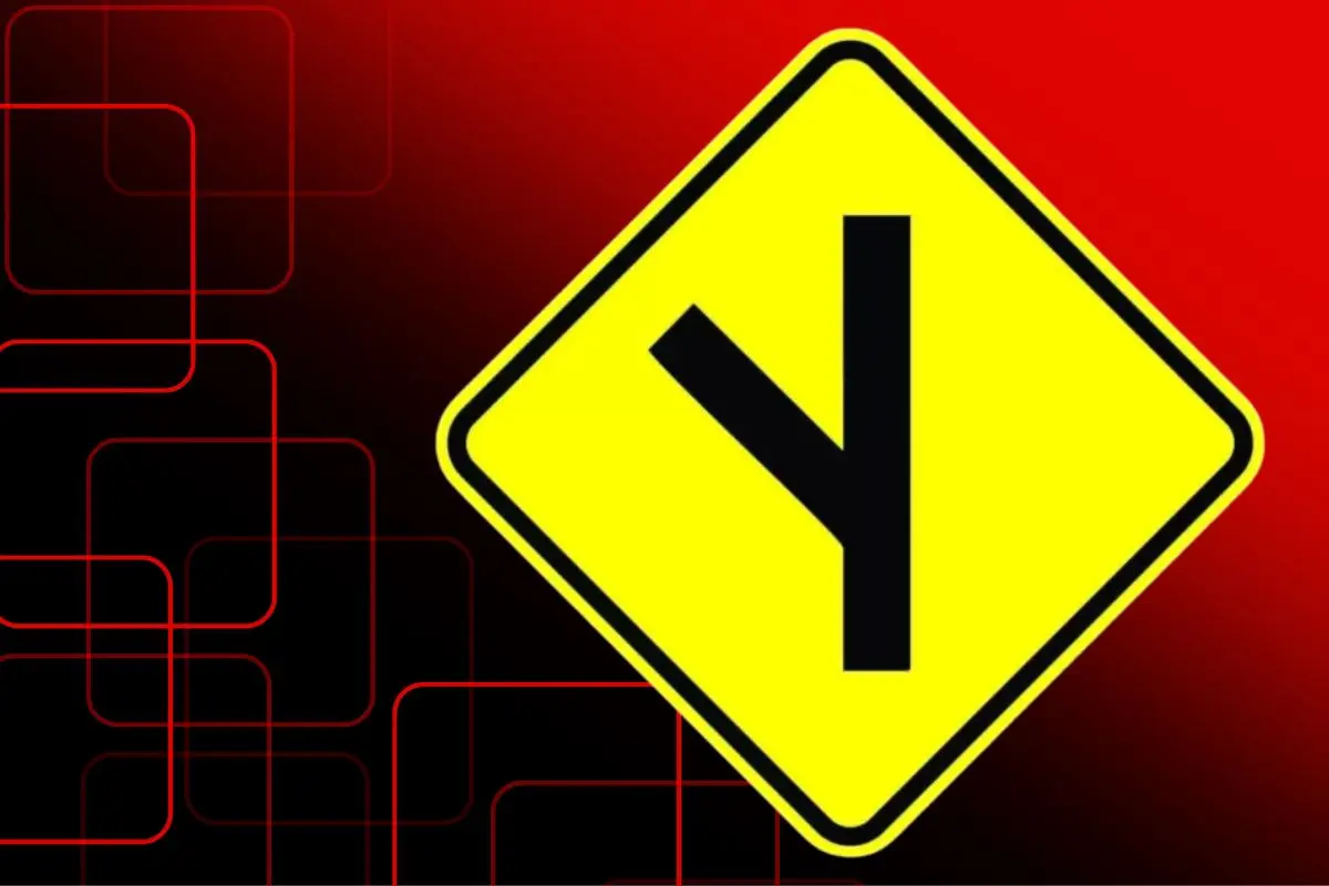 Placa A-10A: Entroncamento oblíquo à esquerda - MNDH